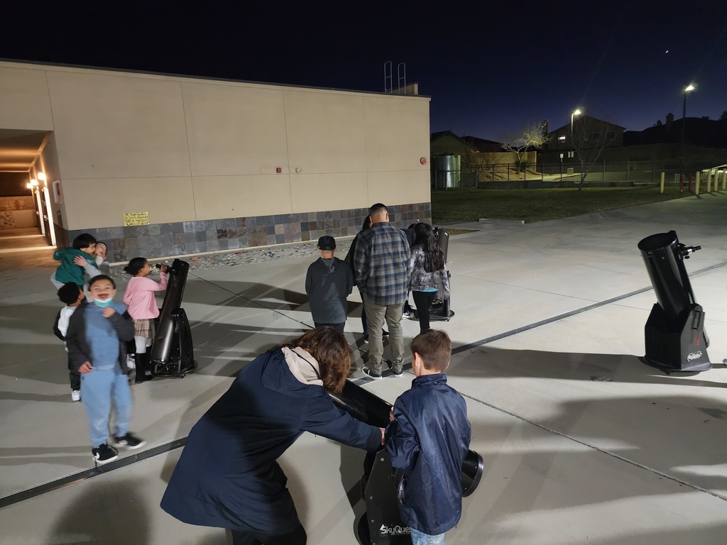 Live Feed | Mission Crest Elementary School